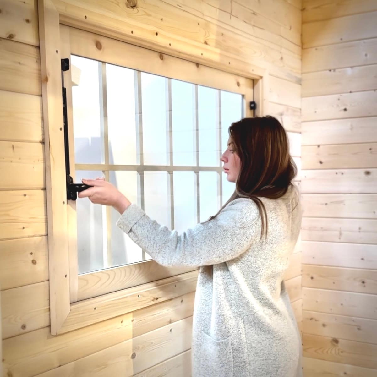 The Flip-Up Pass Thru Window™ - Sawmill Structures™